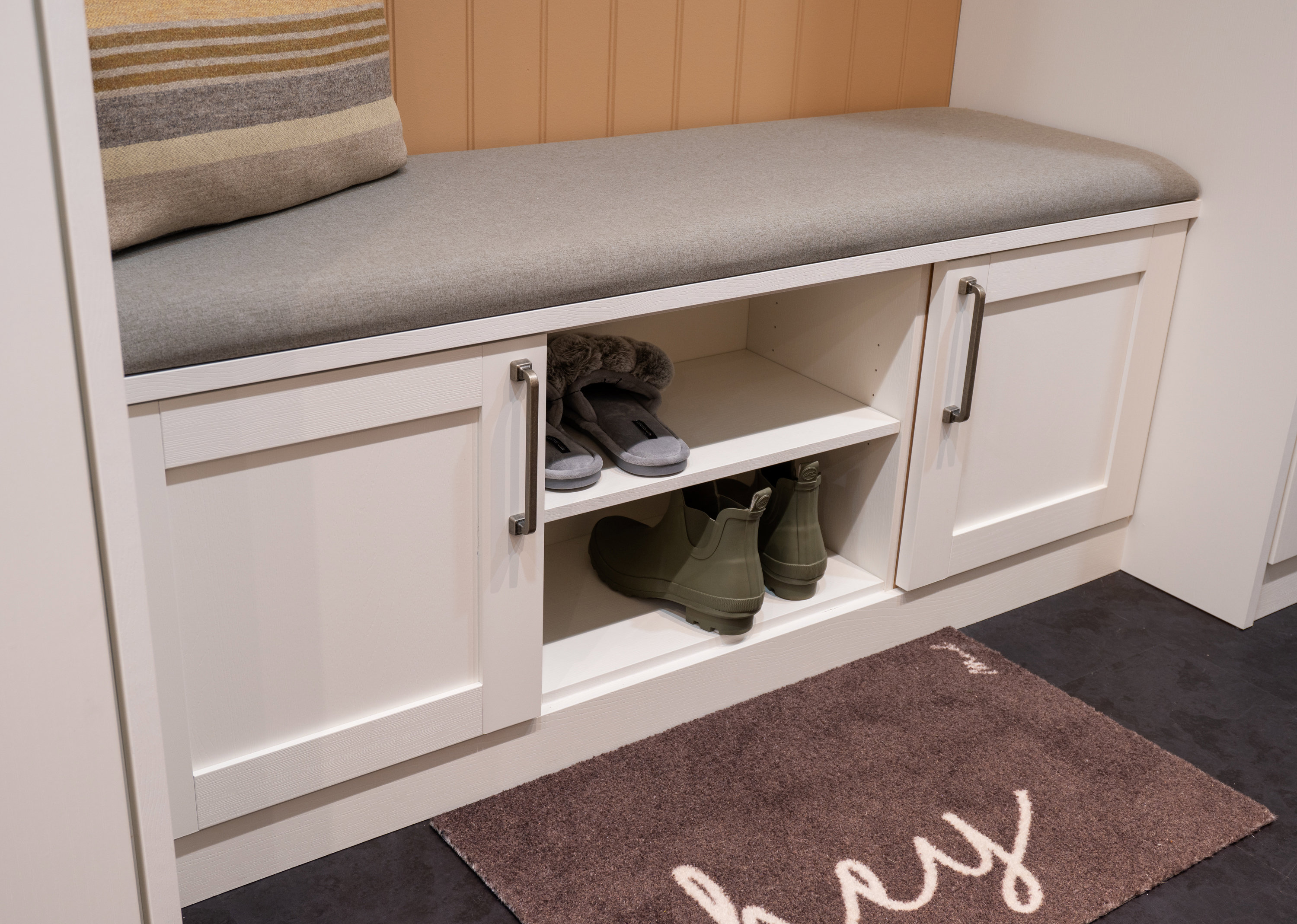Fitted Boot Room Cabinets, Bespoke Built In Utility Room Cupboards UK ...
