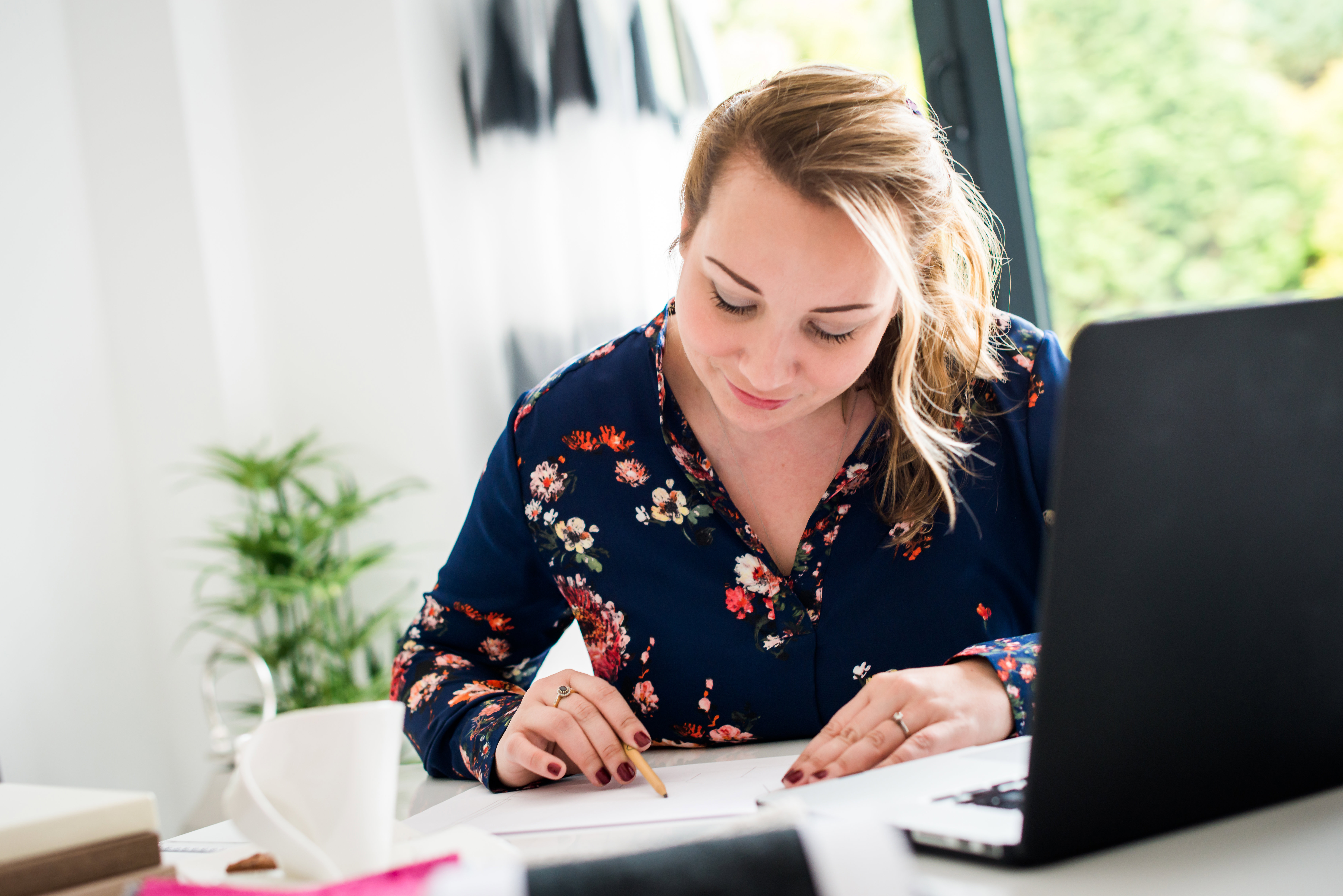 Painted Home Office Furniture, Fitted Painted Study Furniture Ideas UK ...